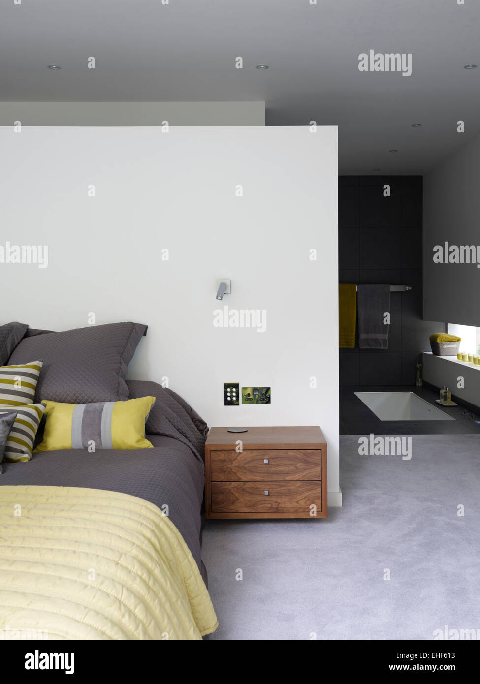 Sunken bath hi-res stock photography and images - Alamy