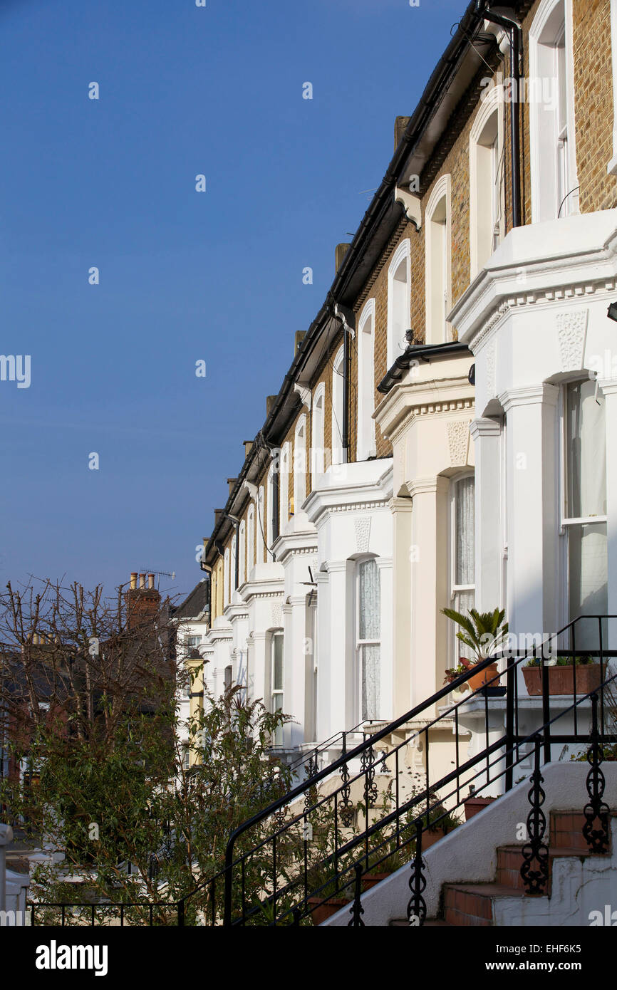 Traditional terraced houses in Hammersmith, London Stock Photo - Alamy