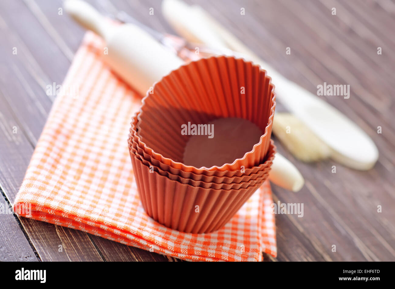 Backing parchment hi-res stock photography and images - Alamy