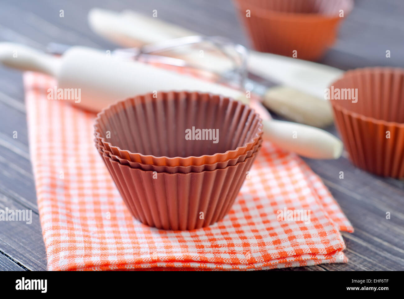 Backing parchment hi-res stock photography and images - Alamy