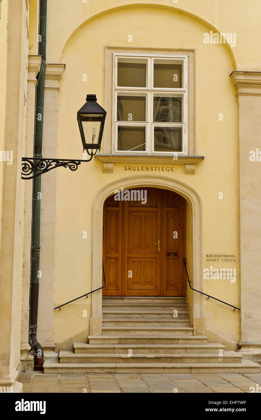 The exterior of a traditional building in Vienna, Austria Stock Photo ...