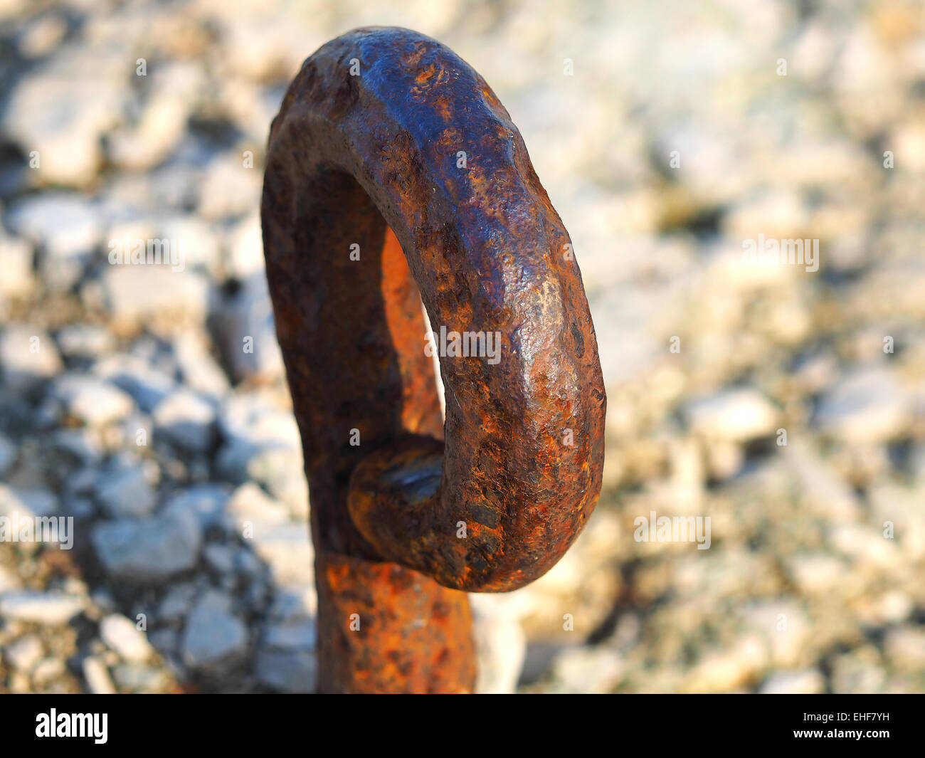Ring of iron hi-res stock photography and images - Alamy