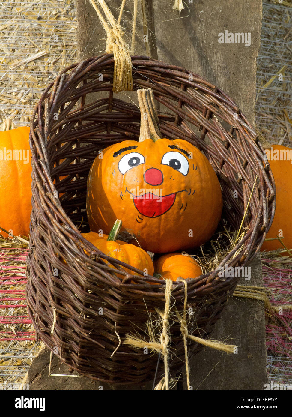 Pumpkinface hi-res stock photography and images - Alamy