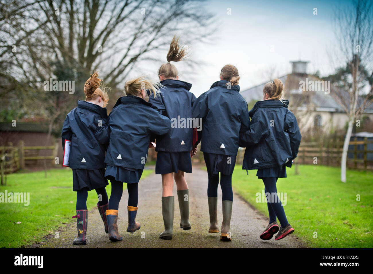 Schoolgirls in uniform uk hi-res stock photography and images - Alamy