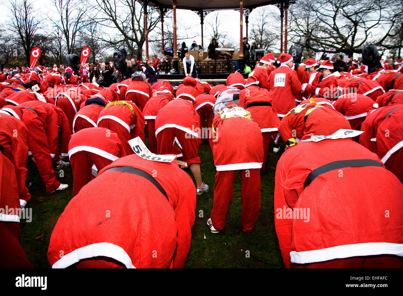 Santa in london hi-res stock photography and images - Alamy