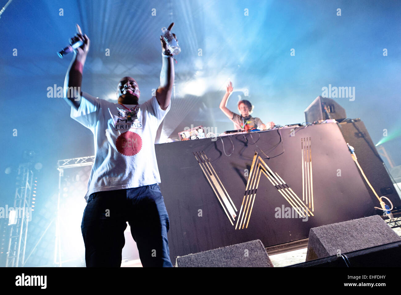 Redlight and Dread MC Glastonbury festival Saturday 25th June 2011 ...