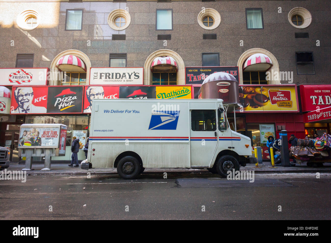 Usps mail truck hi-res stock photography and images - Alamy