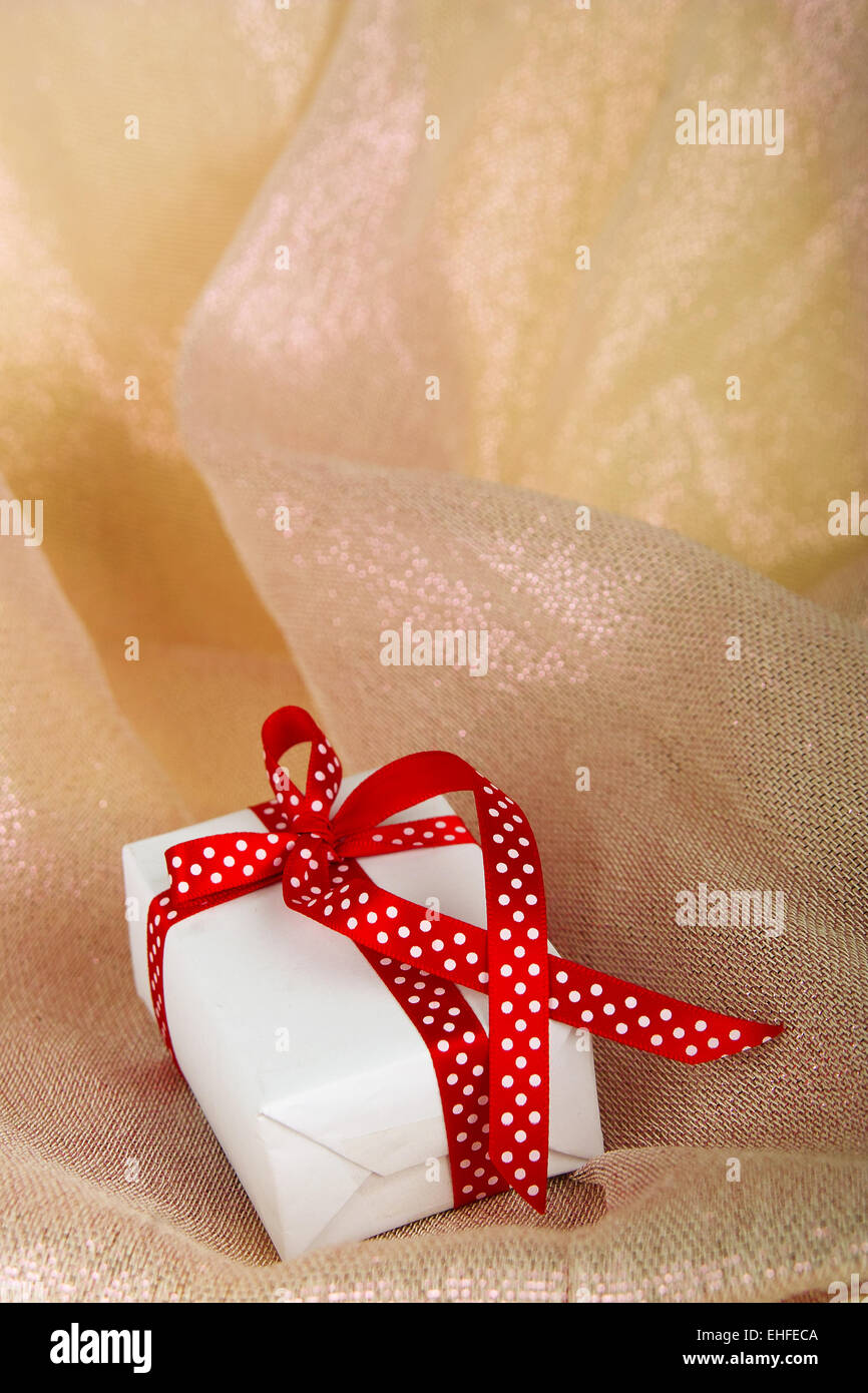 Present loop hi-res stock photography and images - Alamy