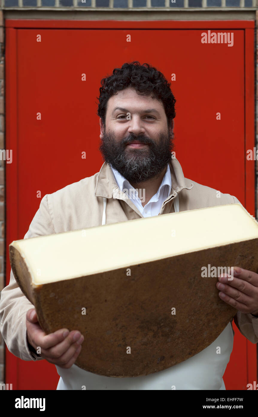 Giant block of cheese hi-res stock photography and images - Alamy