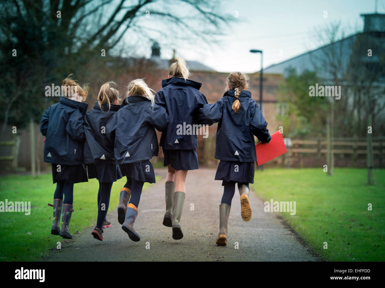 Girls school uniform uk hi-res stock photography and images - Alamy