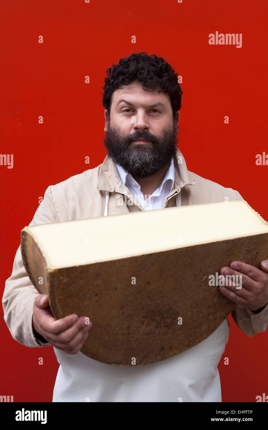 Huge block cheese hi-res stock photography and images - Alamy