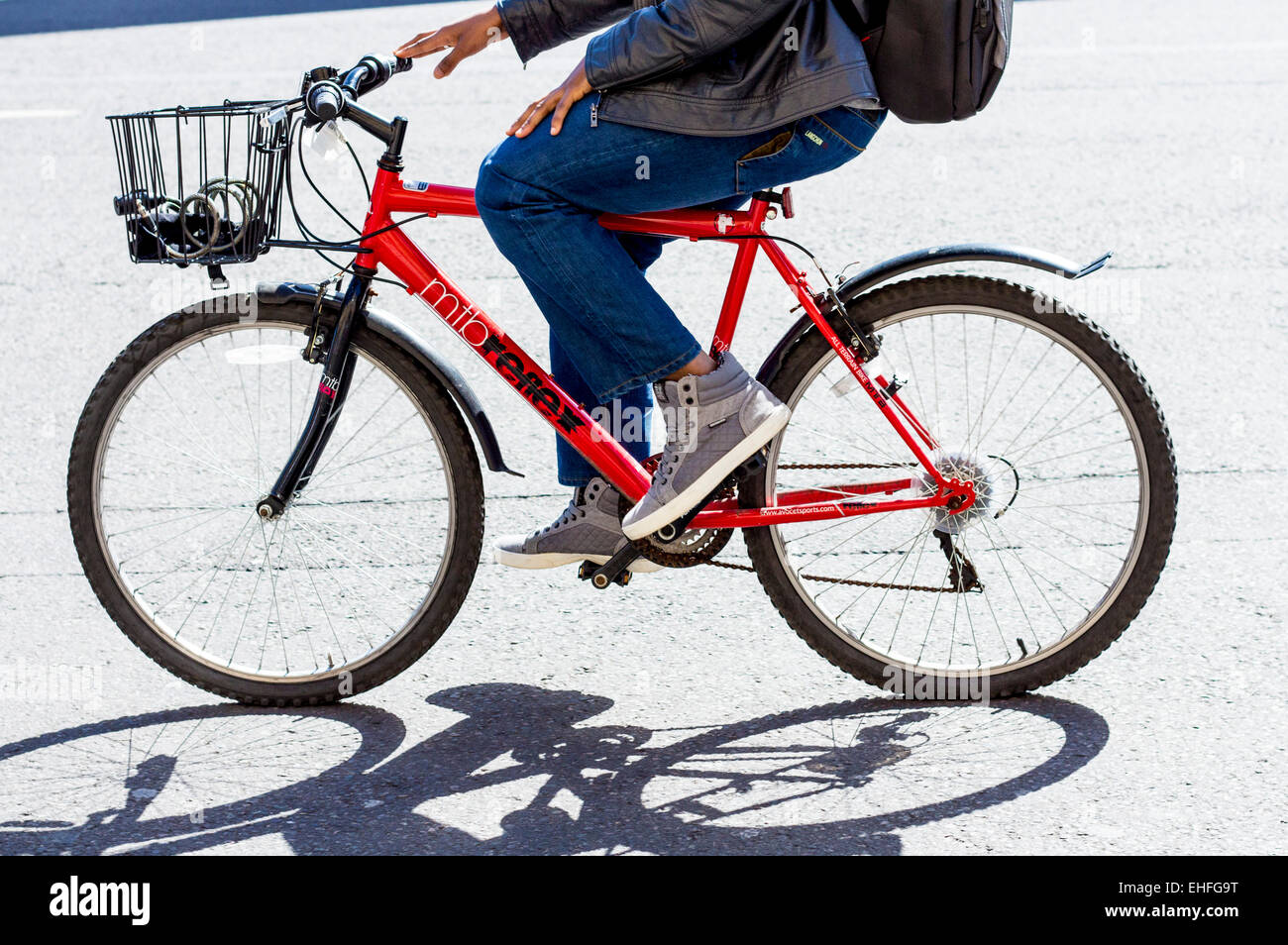 Anonymous cyclist hi-res stock photography and images - Alamy