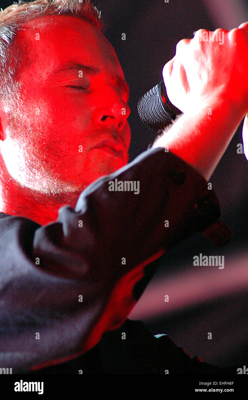 Massive attack on stage hi-res stock photography and images - Alamy