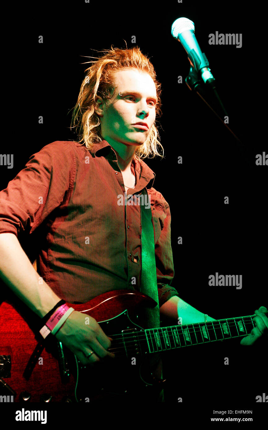 Amusement parks on fire hi-res stock photography and images - Alamy