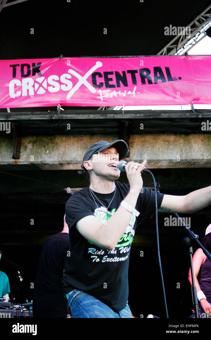 Killa Kella live at TDK Cross Central festival at Kings Cross Goods ...