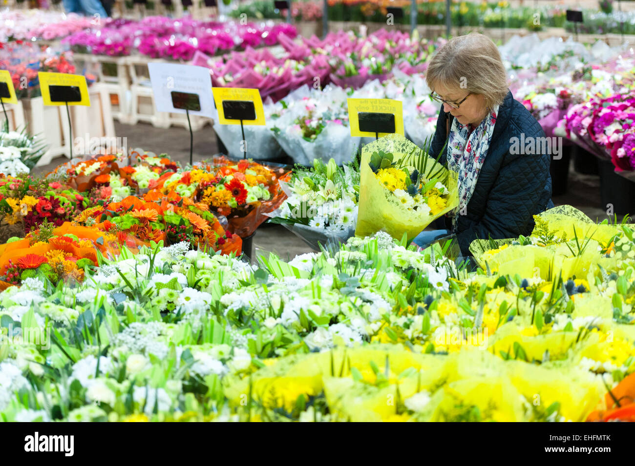 Temperature controlled distribution hi-res stock photography and images ...