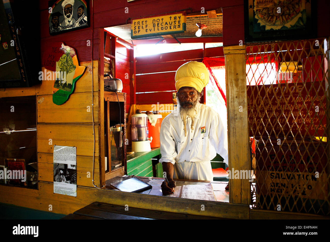 Bobo shanti hi-res stock photography and images - Alamy