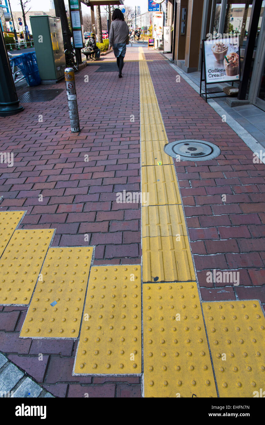 Braille block japan hi-res stock photography and images - Alamy