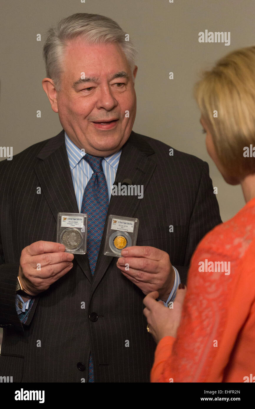 Stacks of usa coins history hi-res stock photography and images - Alamy