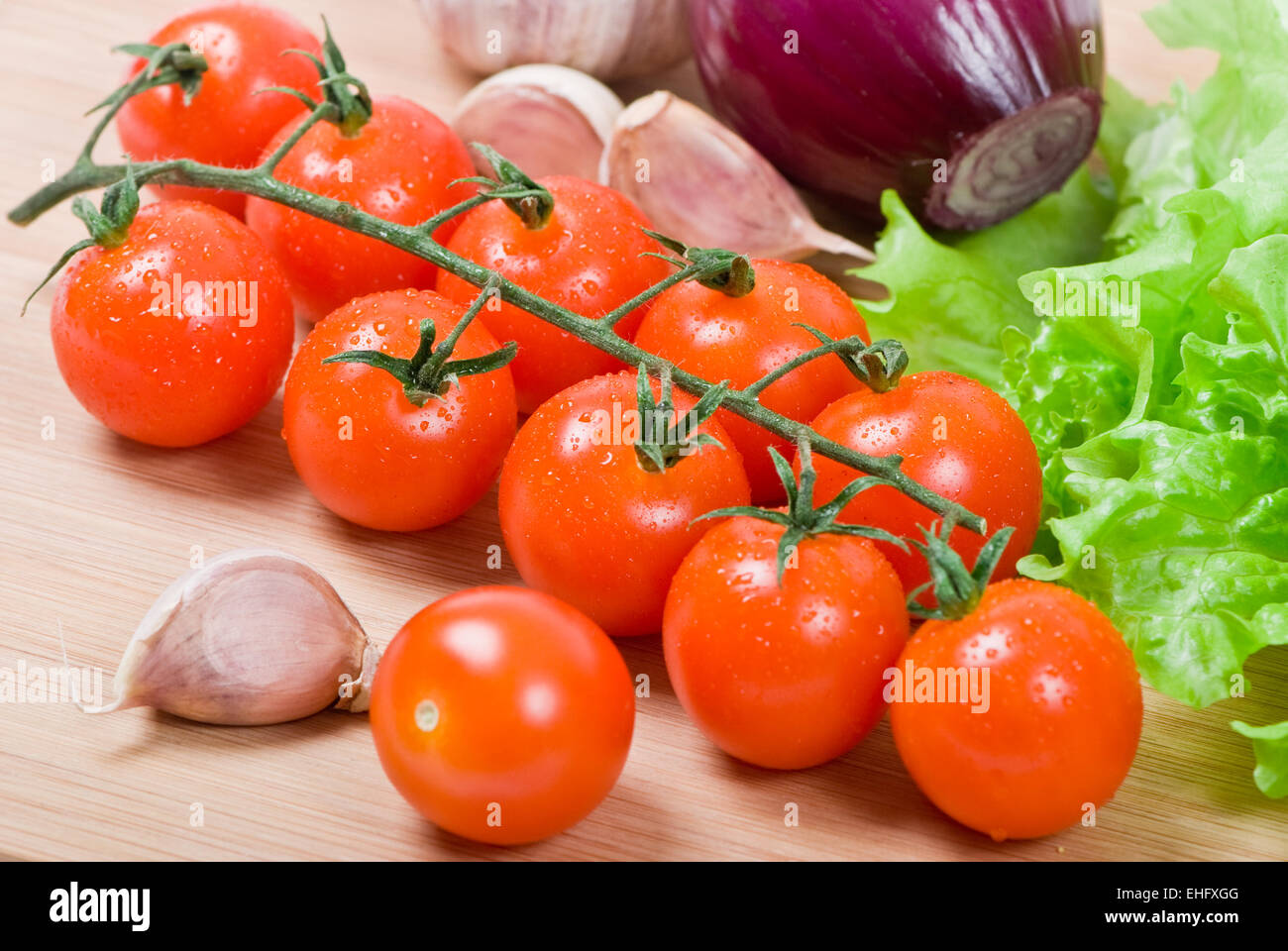 Closeup of cherry tomatoes Stock Photo - Alamy