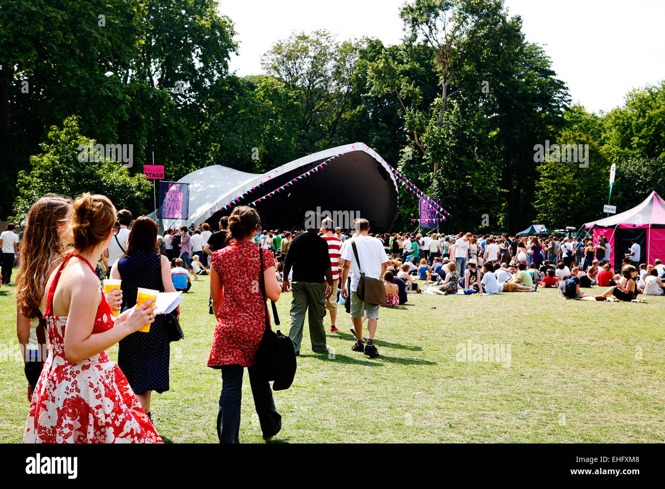 Field Day festival in Victoria Park London Stock Photo - Alamy