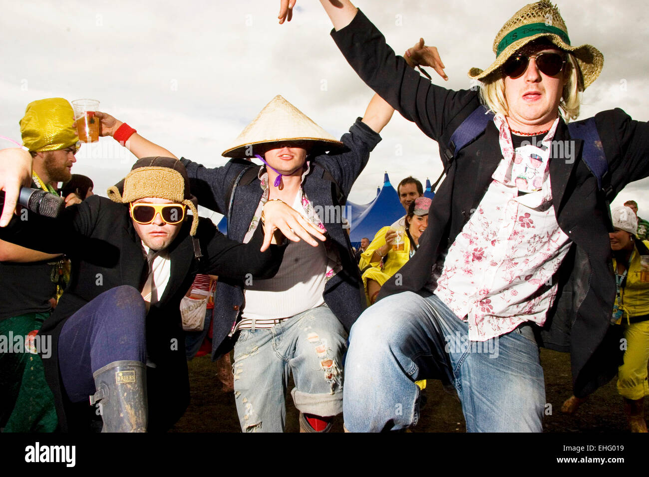 Crowd park summer scotland hi-res stock photography and images - Alamy