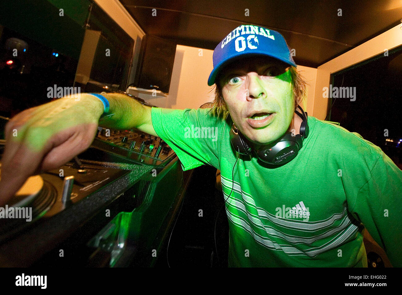 Mani (Stone Roses Primal Scream) DJing at Connect Festival in Scotland ...