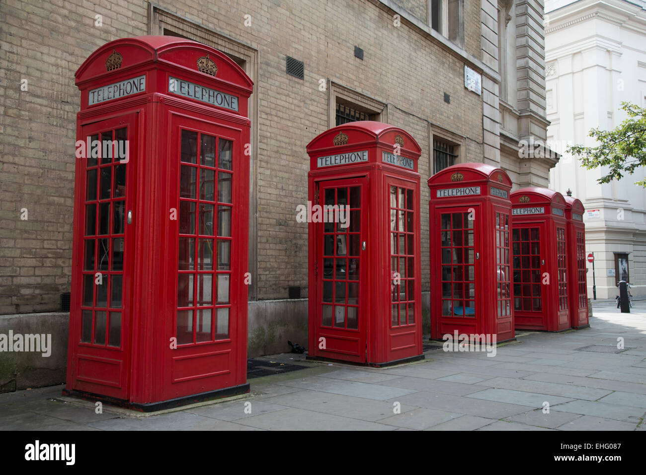 K2 telephone kiosk hi-res stock photography and images - Alamy