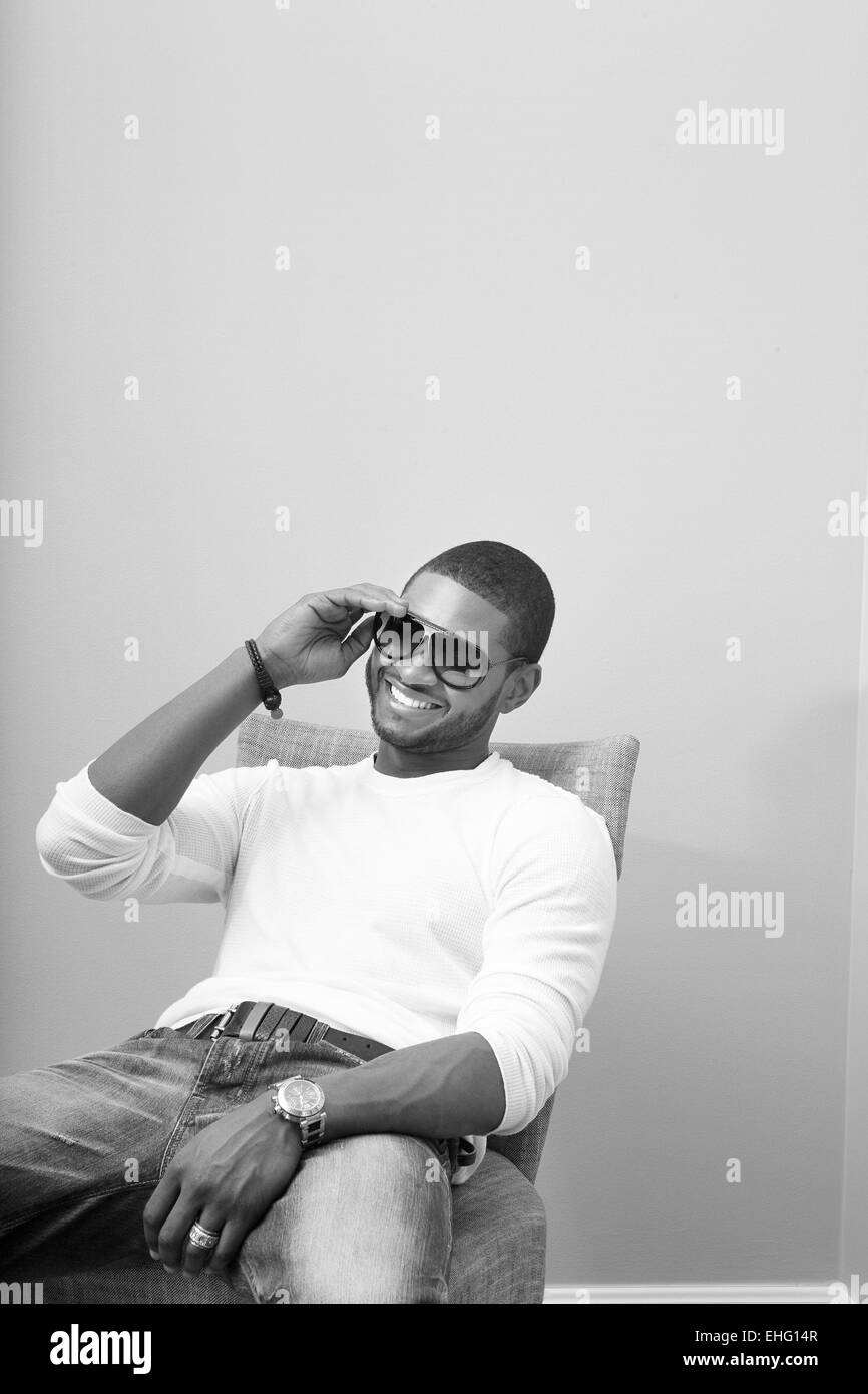 Usher hi-res stock photography and images - Alamy