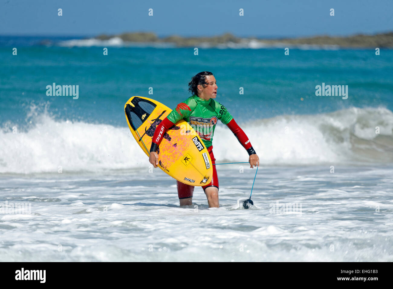 Rafting in the surf hi-res stock photography and images - Alamy