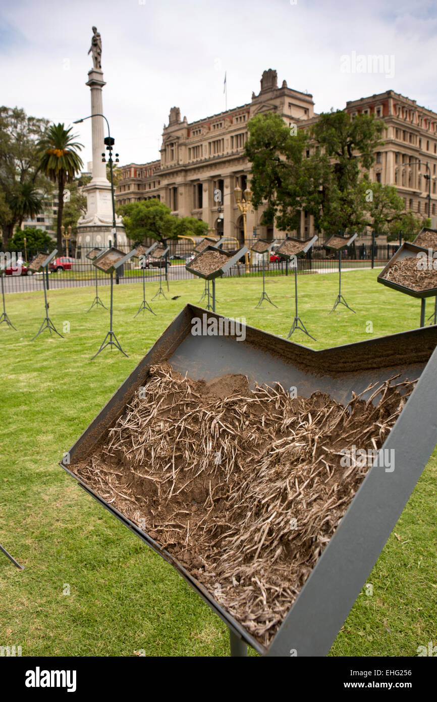 Outdoor art installation hi-res stock photography and images - Alamy