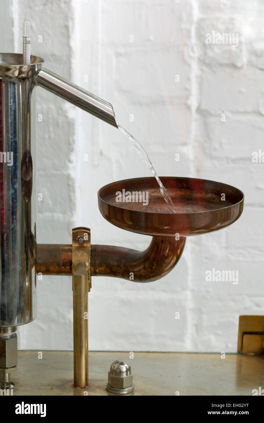 Copper Still Gin High Resolution Stock Photography and Images - Alamy