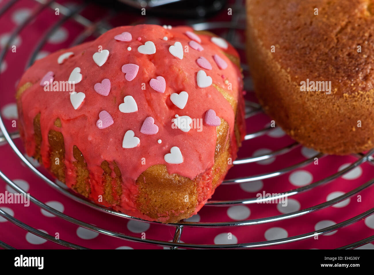 cake with icing Stock Photo - Alamy