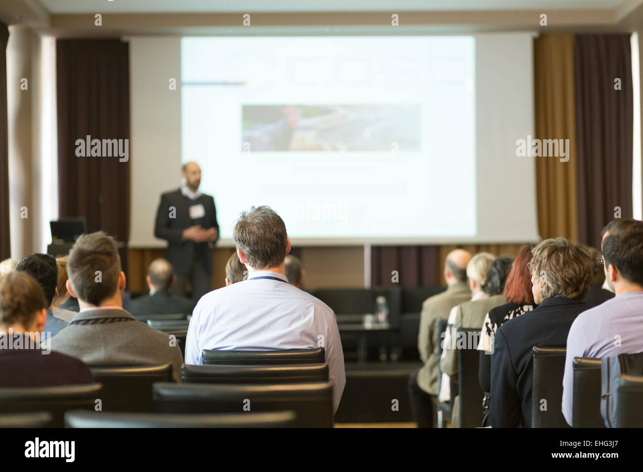 Speaker at Business Conference and Presentation Stock Photo - Alamy