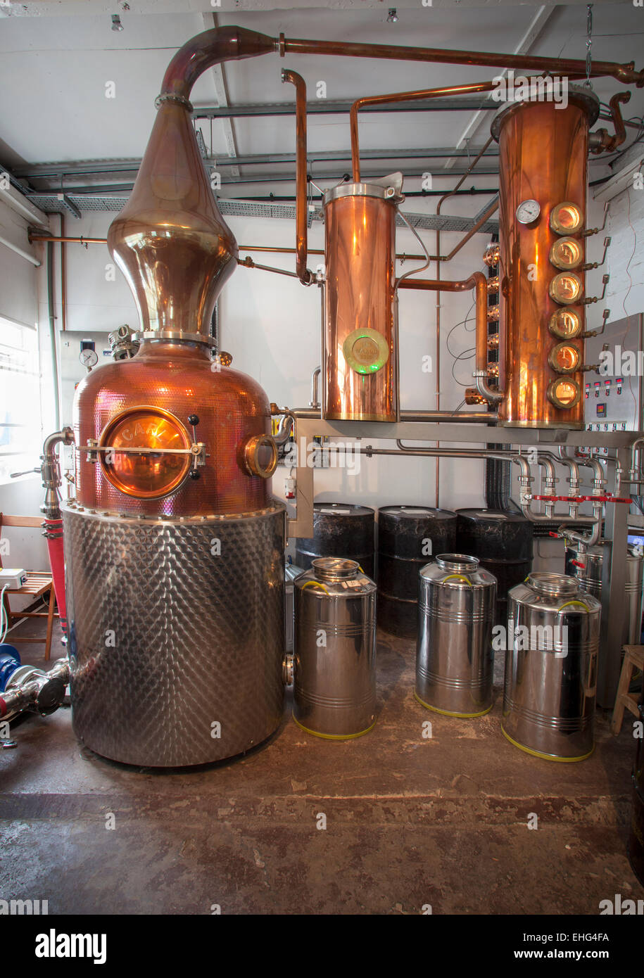 Copper Still at Sipsmith Distillery in London Stock Photo - Alamy