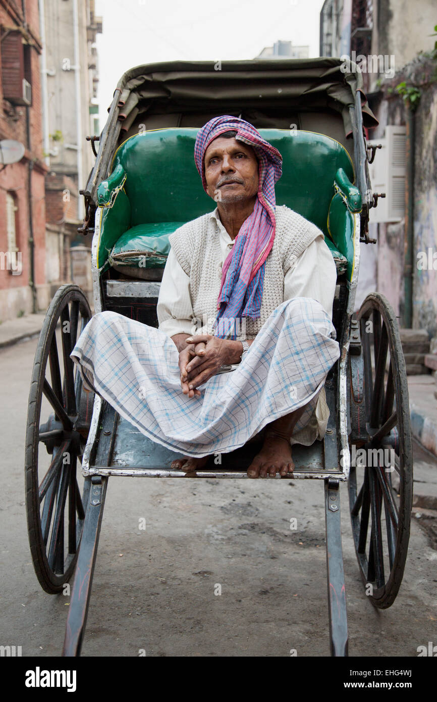 Rickshaw wheel hi-res stock photography and images - Alamy