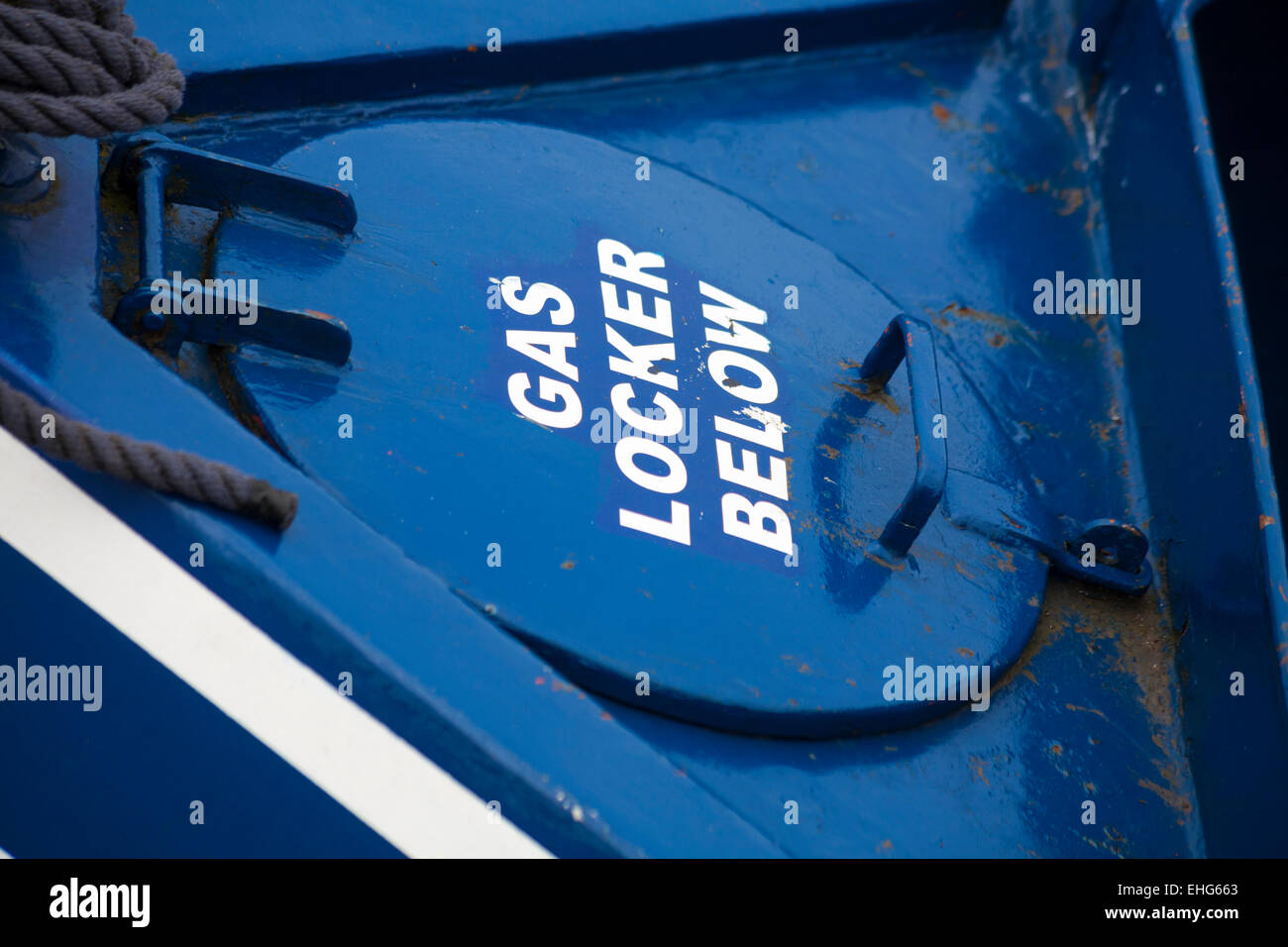 Gas locker below hi-res stock photography and images - Alamy