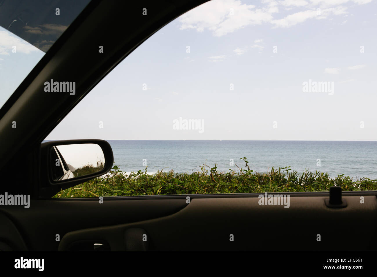 Ocean car hi-res stock photography and images - Alamy