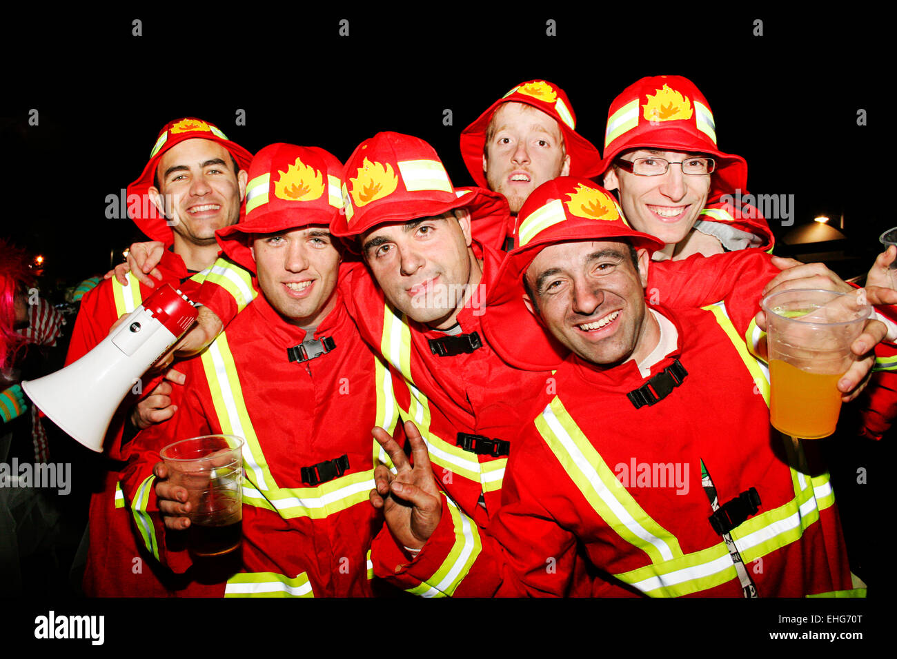 Group of firemen hi-res stock photography and images - Alamy