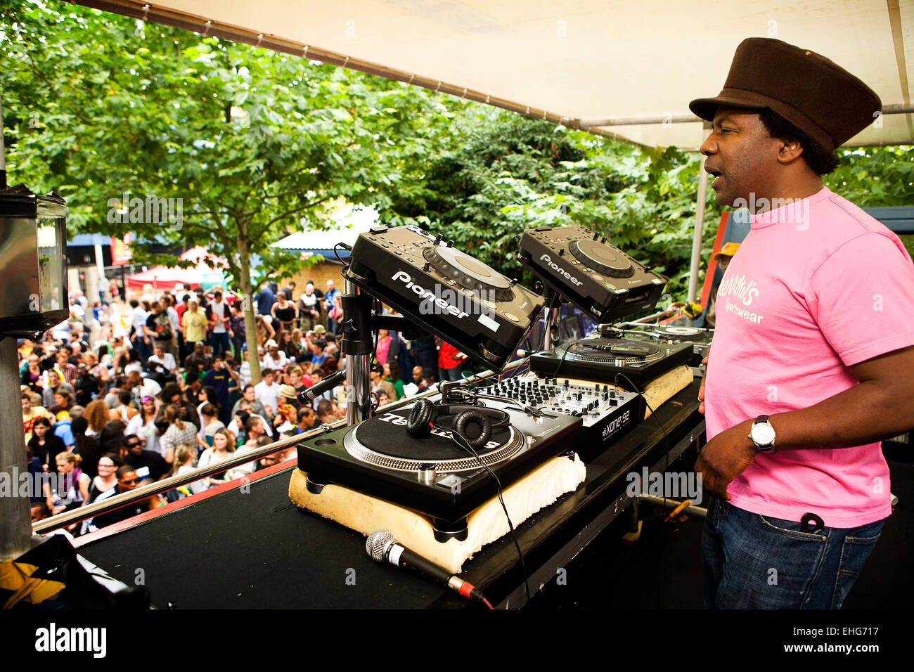 Good Times soundsystem at Notting Hill Carnival 2008 Stock Photo - Alamy