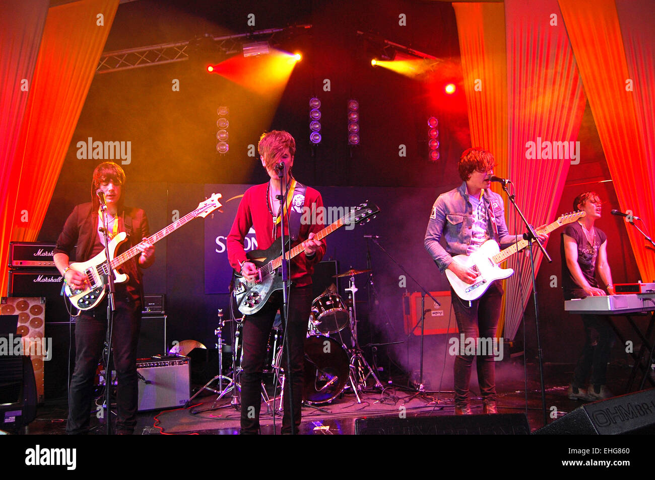 The Rogues live at the Isle of Wight Festival June 2009 Stock Photo - Alamy