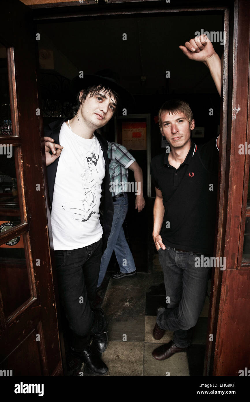 Pete doherty 2009 hi-res stock photography and images - Alamy