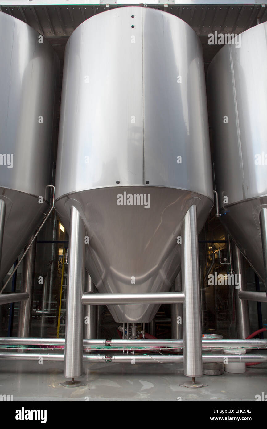 English beer brewery hi-res stock photography and images - Alamy