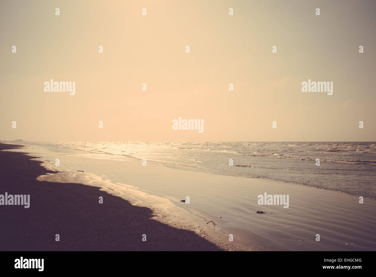 tropical sand beach vintage retro Stock Photo - Alamy