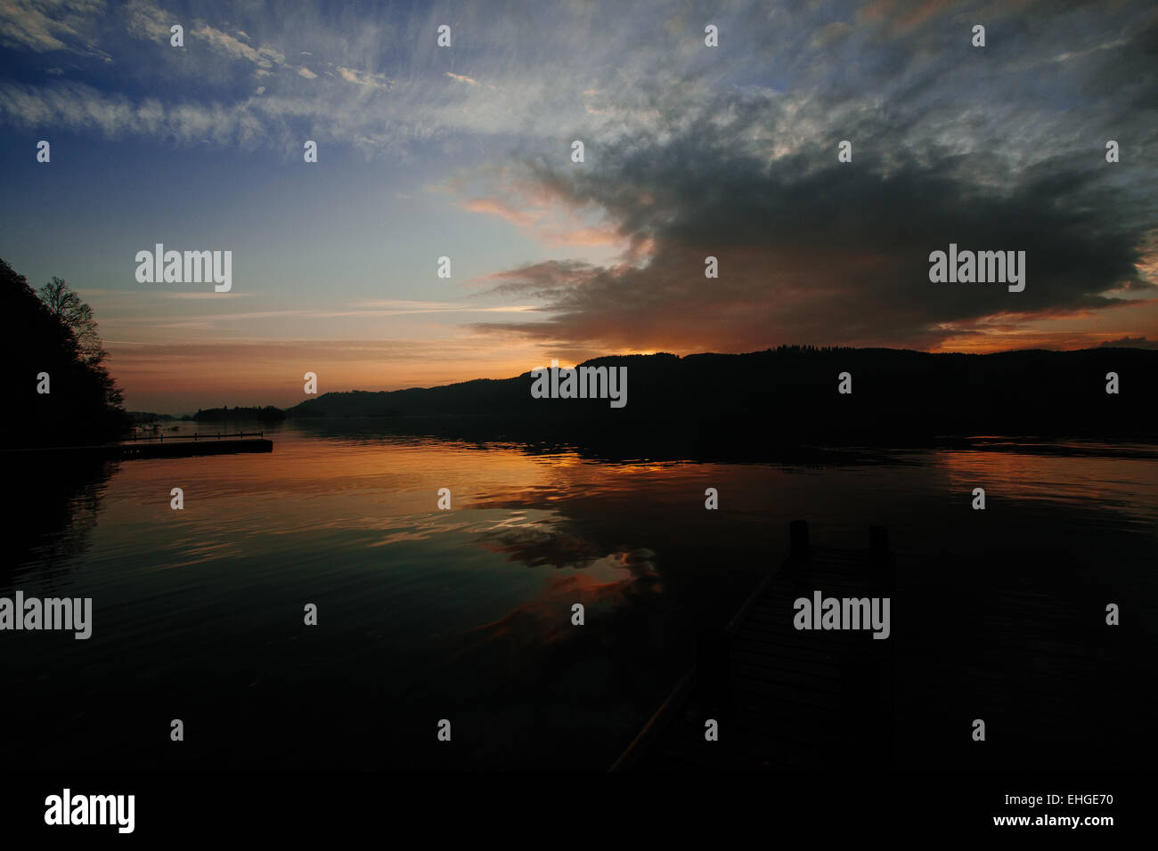 Beautiful sunset over Lake Windermere, Lake DIstrict Stock Photo - Alamy