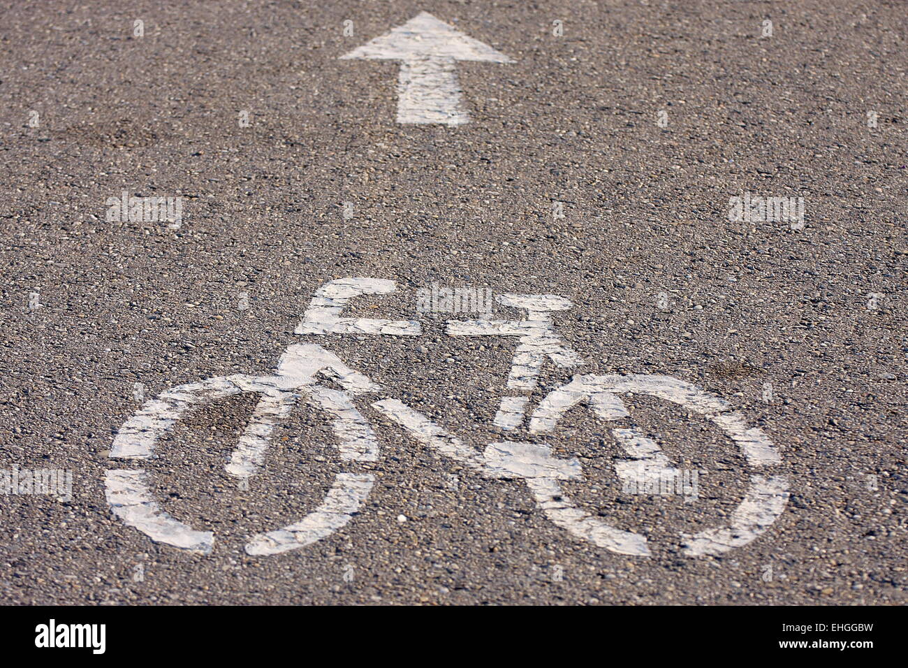 Radweg verkehrszeichen hi-res stock photography and images - Alamy