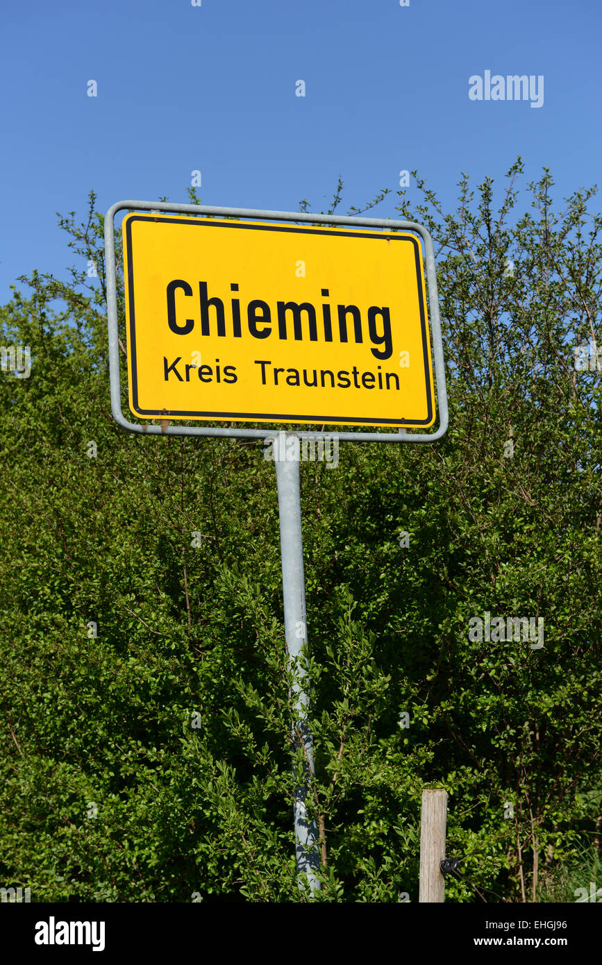 Geschlossene Ortschaft High Resolution Stock Photography and Images - Alamy