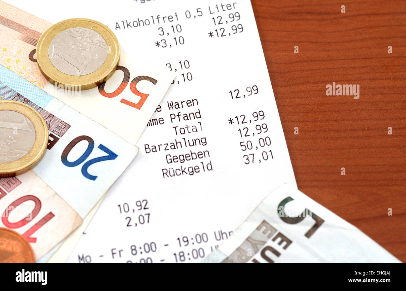 Kassenzettel High Resolution Stock Photography and Images - Alamy