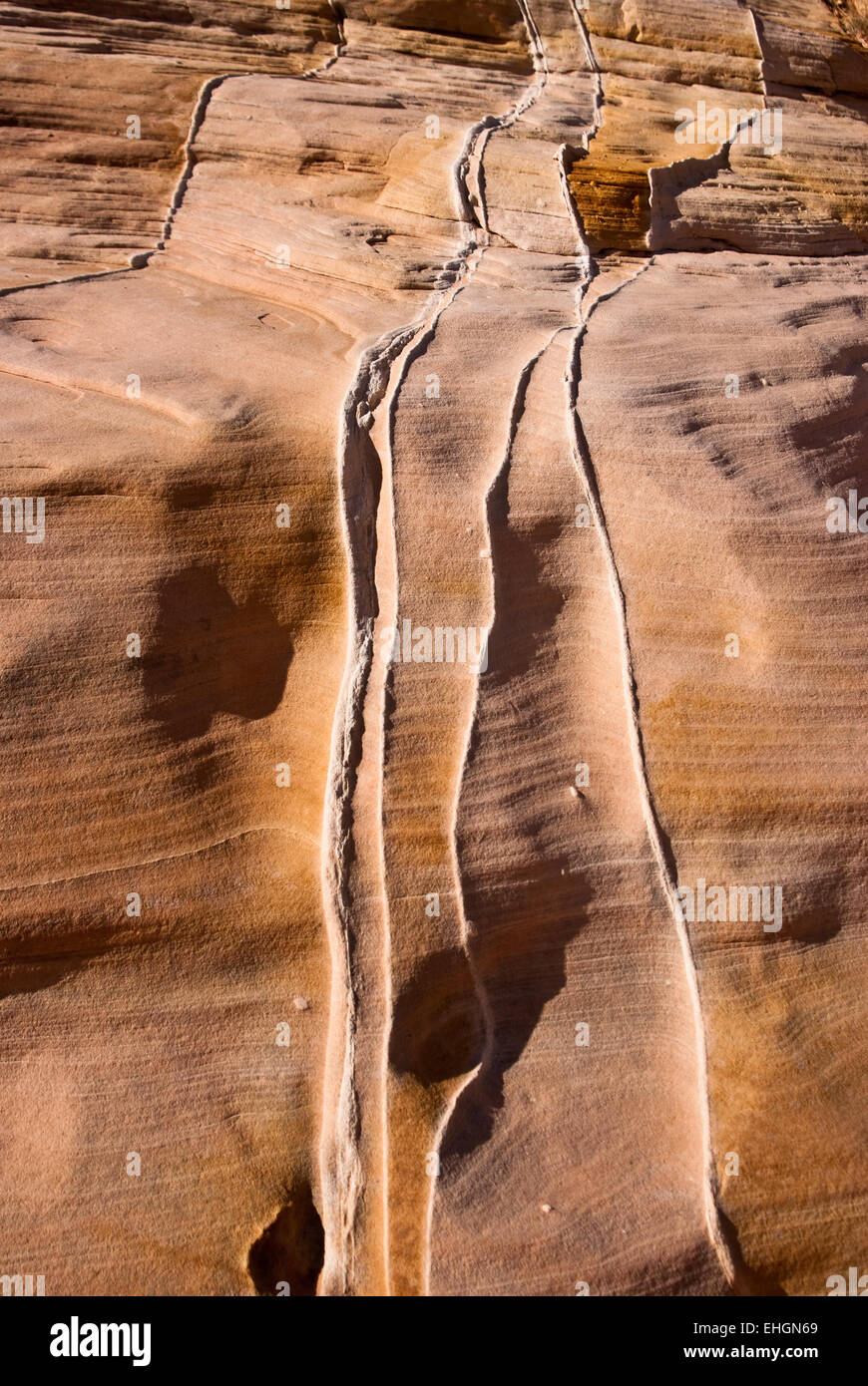 Lines of strata hi-res stock photography and images - Alamy