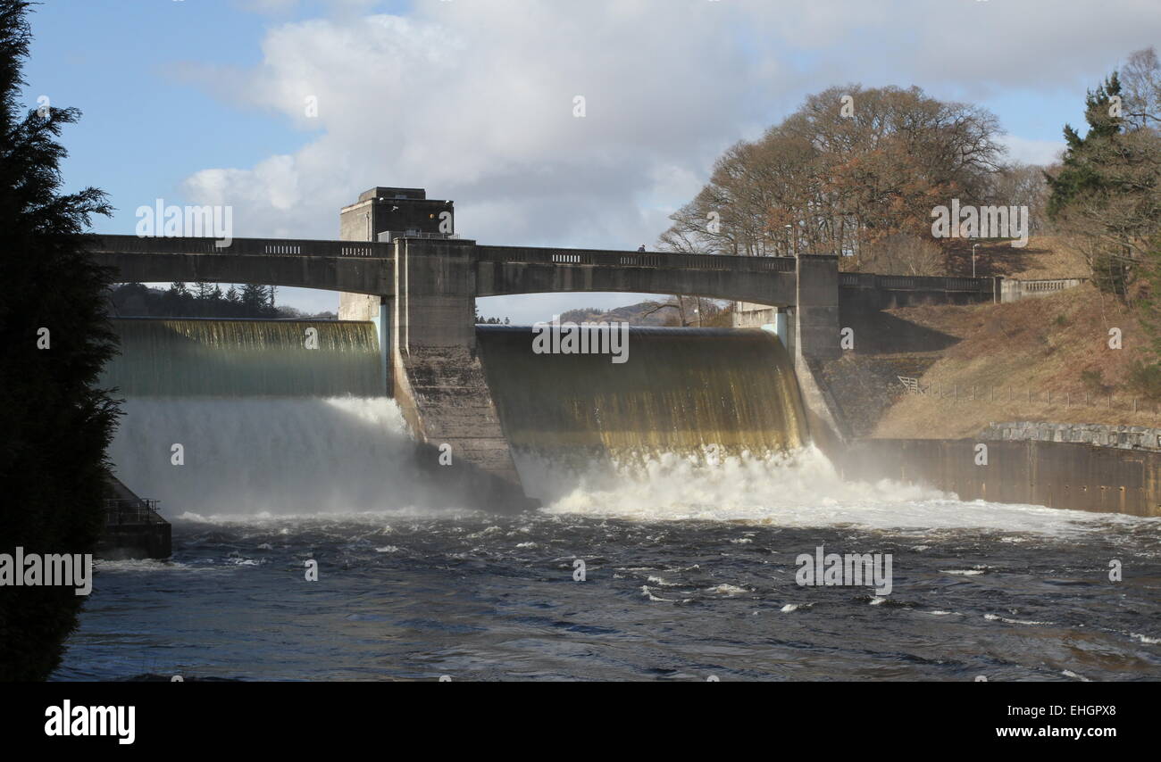 Water flowing over Pitlochry Hydro Dam from Loch Faskally to River ...